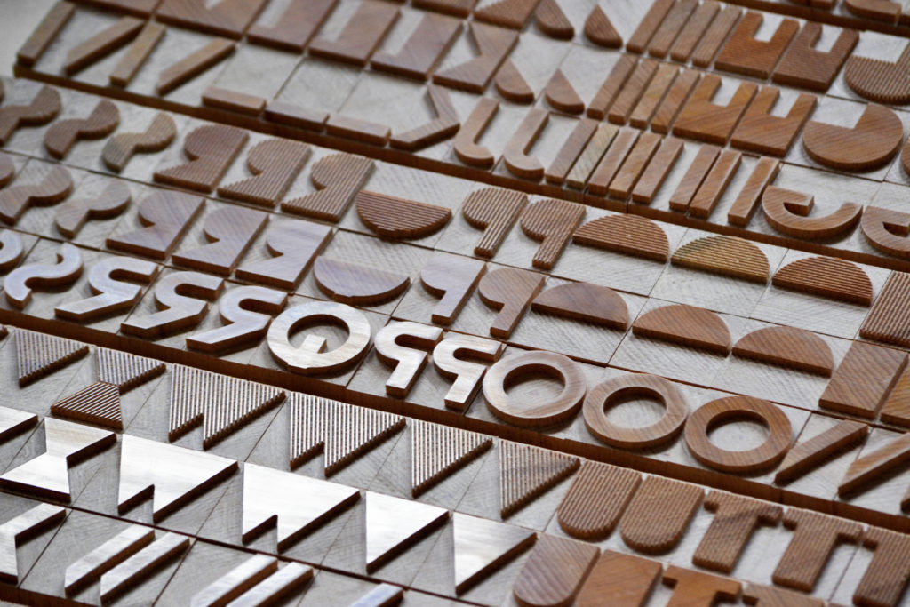 Bifur – Wood type | Wood Type Customs